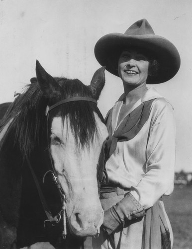 A lendária cowgirl all-around Mabel Strickland - Cavalus