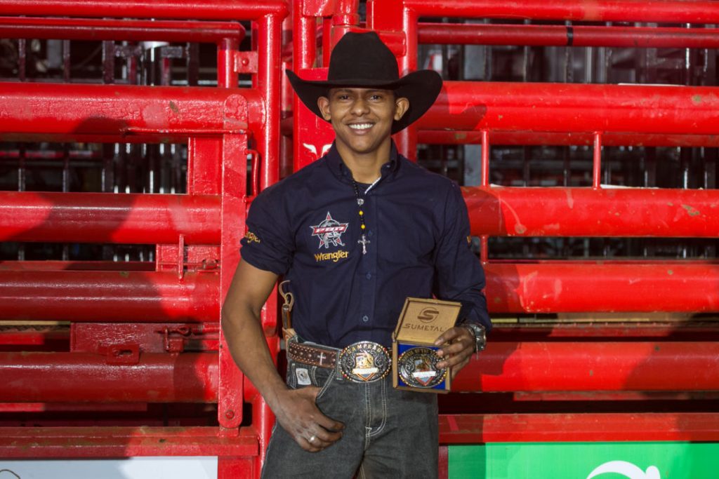 Cássio Dias é o grande Campeão da PBR Brazil 2022