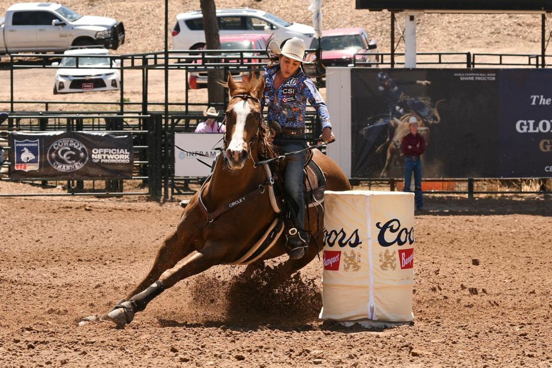 Lyle Sankey faz sucesso no rodeio e ama ensinar aos jovens - Cavalus